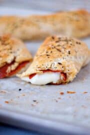 Easy Pizza Sticks-- Make in 20 minutes and stuff with your fave toppings!