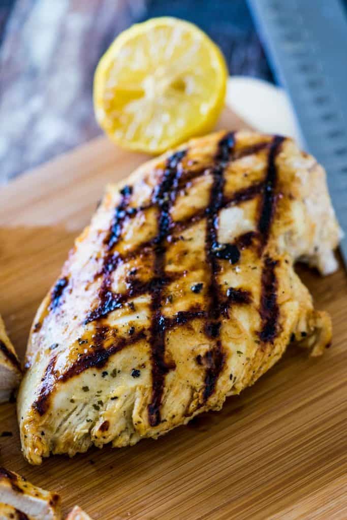 The Best Garlic Ranch Chicken Marinade-- easy and delicious!